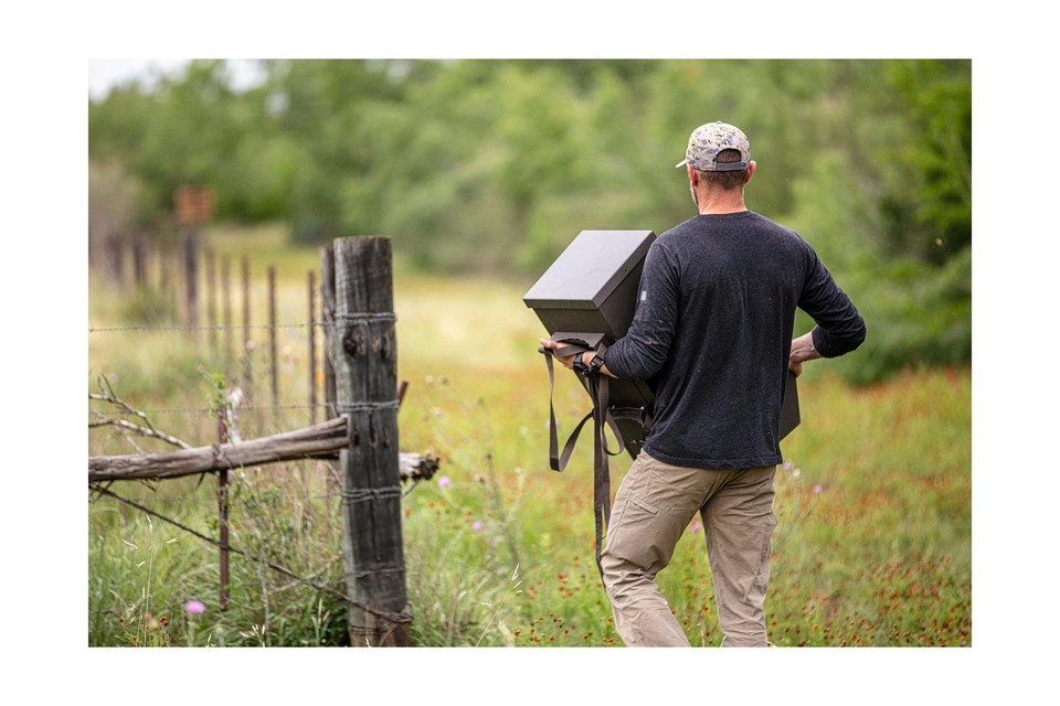 ASF All Seasons Feeders - EZ Deer Tree Protein Feeder - Feeds Protein ...