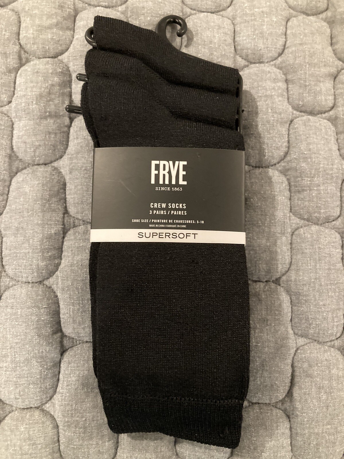 Frye Super Soft Crew Socks 3 Pair Women’s 5-10 Black Logo Poly Blend ...