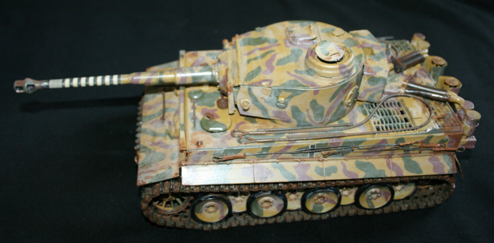 Tamiya Tiger I Tank 1:25 scale built model with internal detail, motors ...