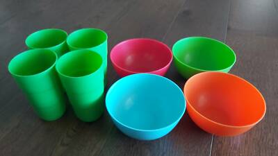 Plastic Picnicware/Outdoor Dining Bowls & Cups Set Of 8 | eBay Australia