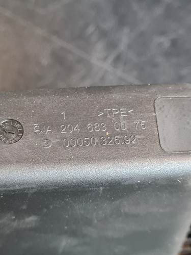 MERCEDES E CLASS W212 CENTRE CONSOLE RUBBER INSERT TRAY A2046830075 ...