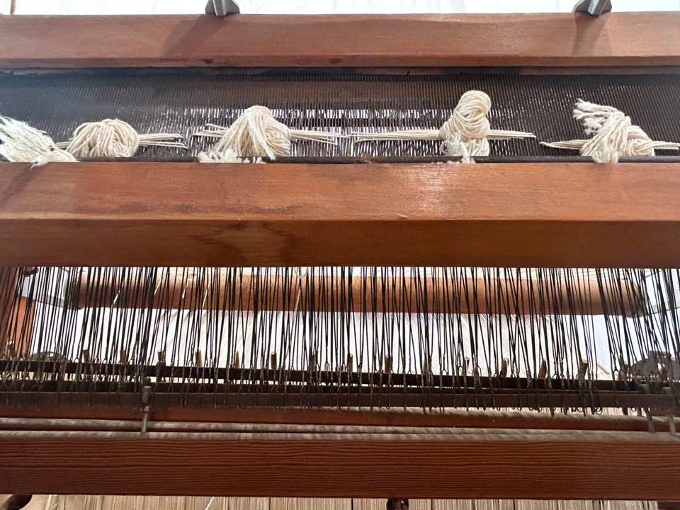 Newcomb Studio Art Rug Loom T0557 | eBay