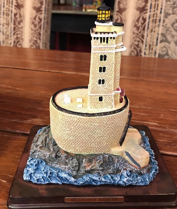 ST George Reef Lighthouse, CA ONEIDA Studios Lighthouse Point ...