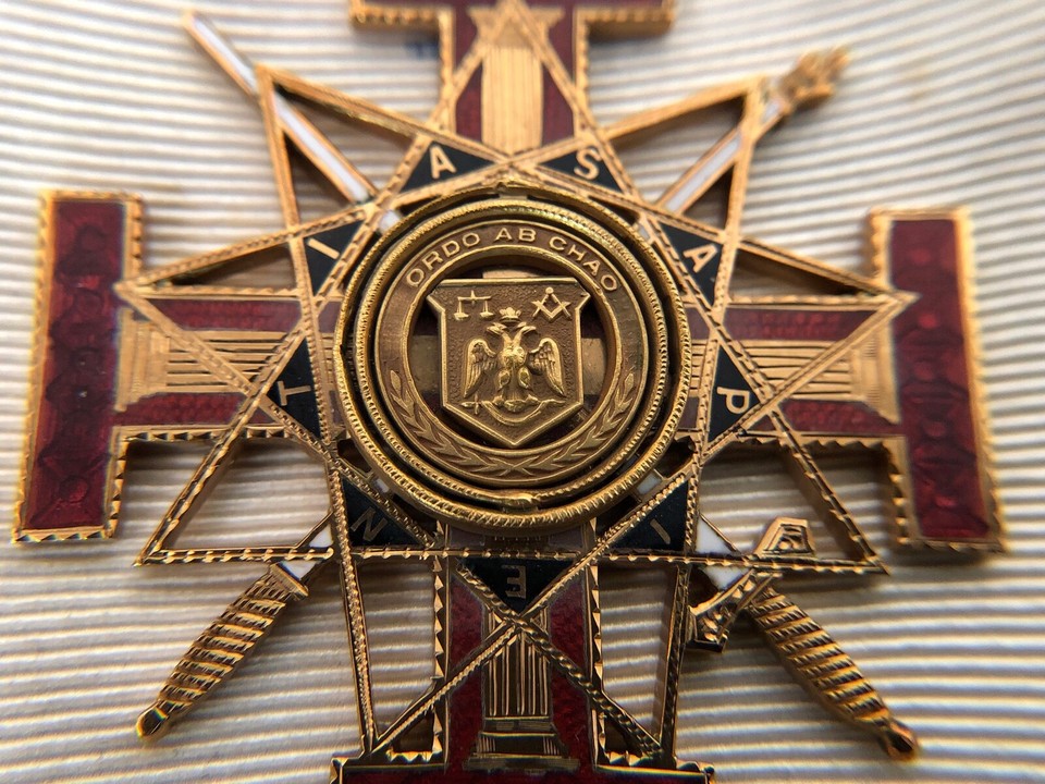 Antique Masonic 32 & 33 Degree Freemason Scottish Rite 14K Jewels ...