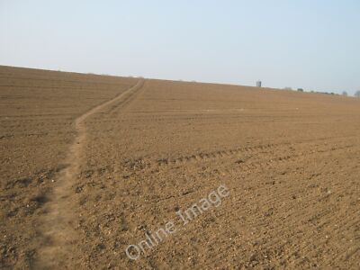 Photo 12x8 Footpath to Ringwould Kingsdown/TR3748 This field path leads ...