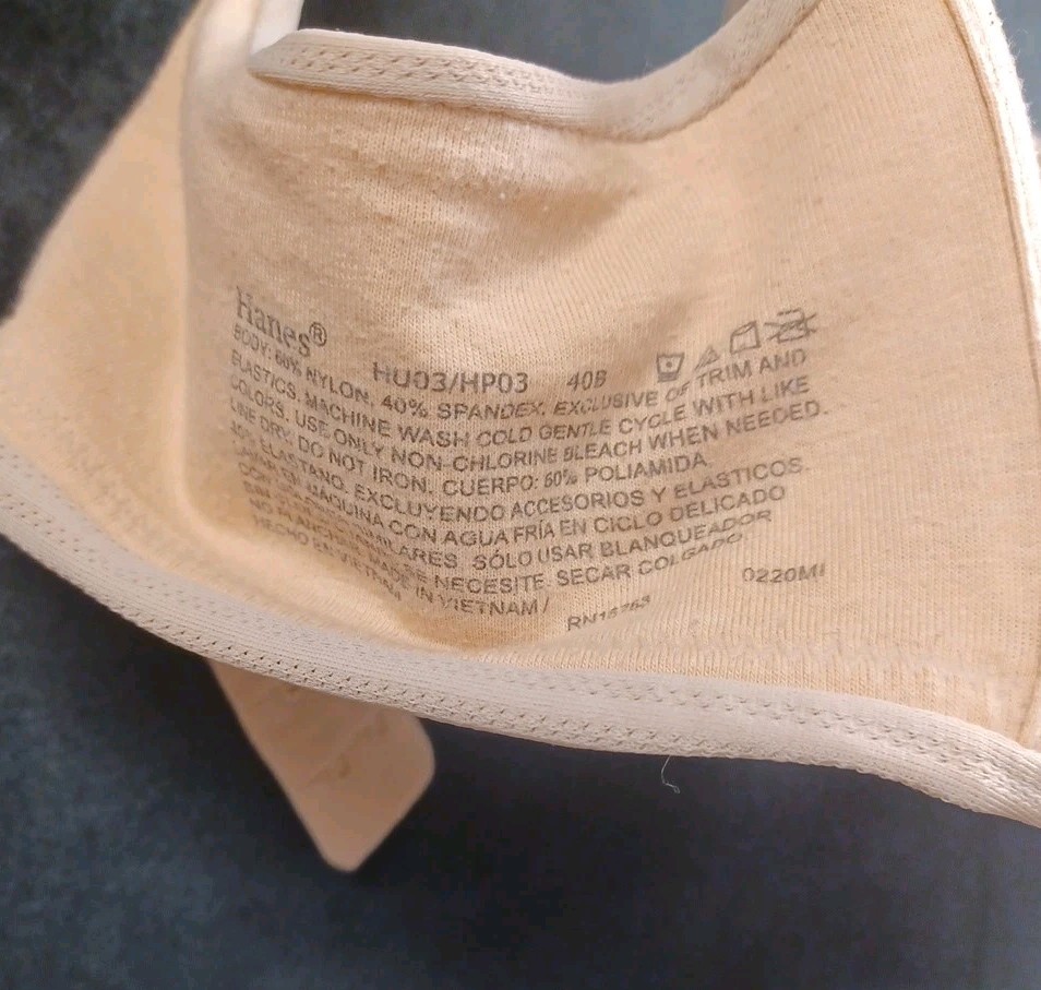 Hanes Bra Size 40B Beige Padded Wireless Adjustable Clasp Back Support ...