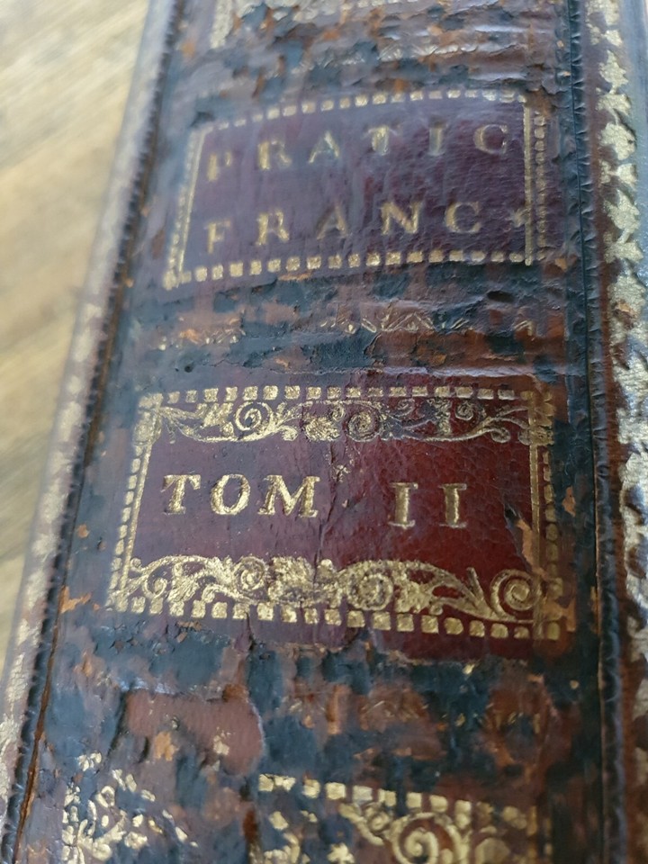 House Armorial Paris - Trompe L'Œil Leather Box Book Slice 18th Century ...