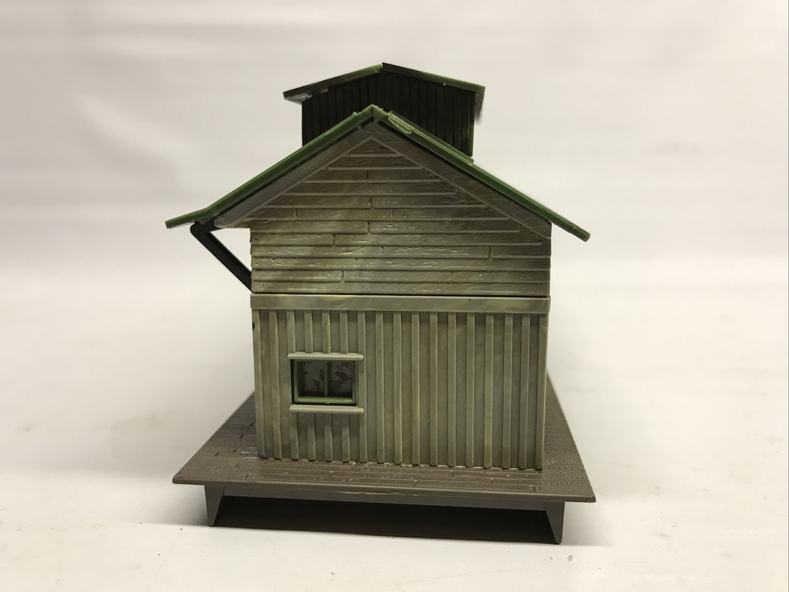 HO Scale Heljan B134 FREIGHT STATION Model Railroad Building BUILT | eBay