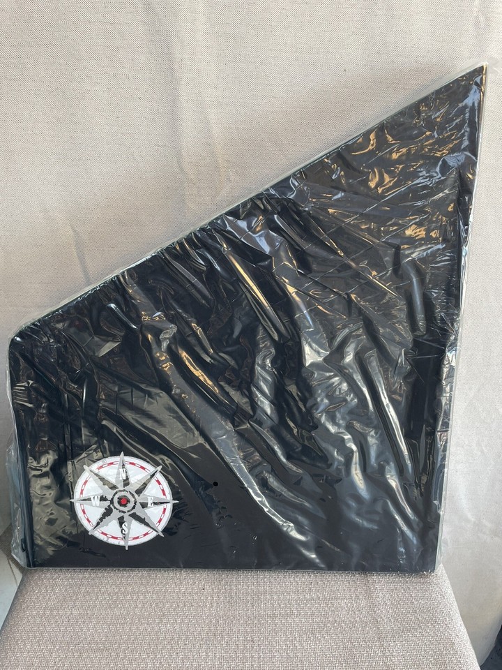 Portable Marlboro Unlimited Compass Poker Table Top (6 Player) With ...