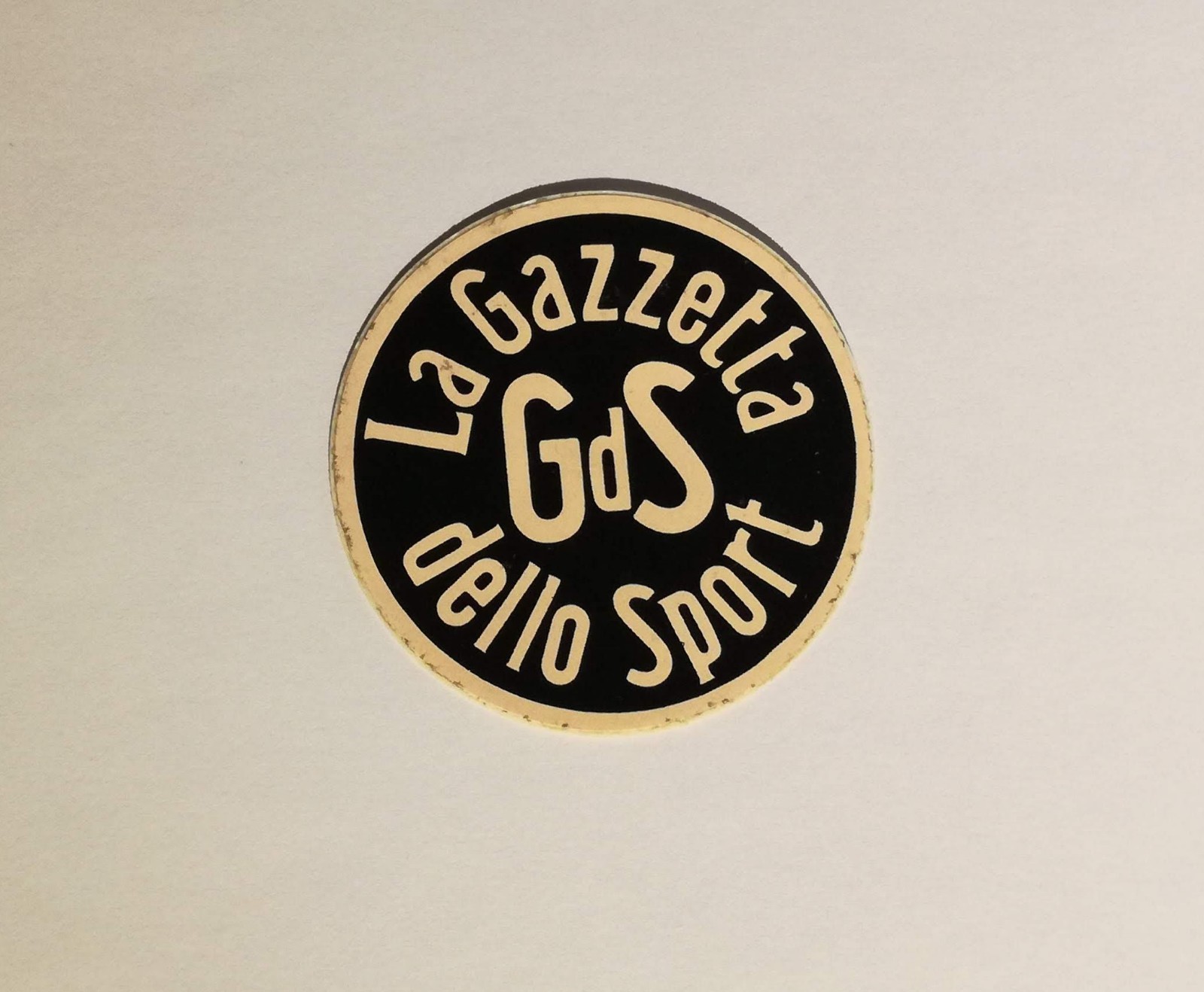 Adesivo Sticker LA GAZZETTA DELLO SPORT GDS - quotidiano sport vintage ...
