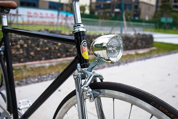 700C Vintage Bicycle High Carbon Steel Frame Curved Fork Compass Tires ...