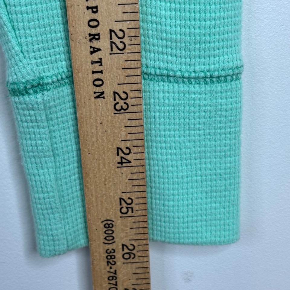 Hollister Long Sleeve Waffle Top XS Thermal Y2K Logo Patch Bella Swan ...