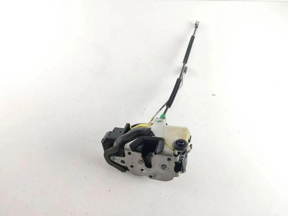 CHEVROLET ORLANDO J309 Rear Left Door Lock 13579555 2.00 Diesel 120kw ...