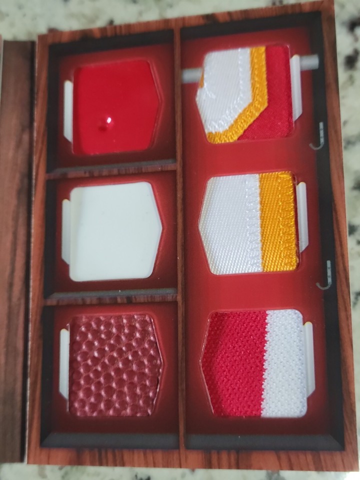 2022 Playbook Rookie Signature Locker Skyy Moore RPA Booklet 18/25 | eBay