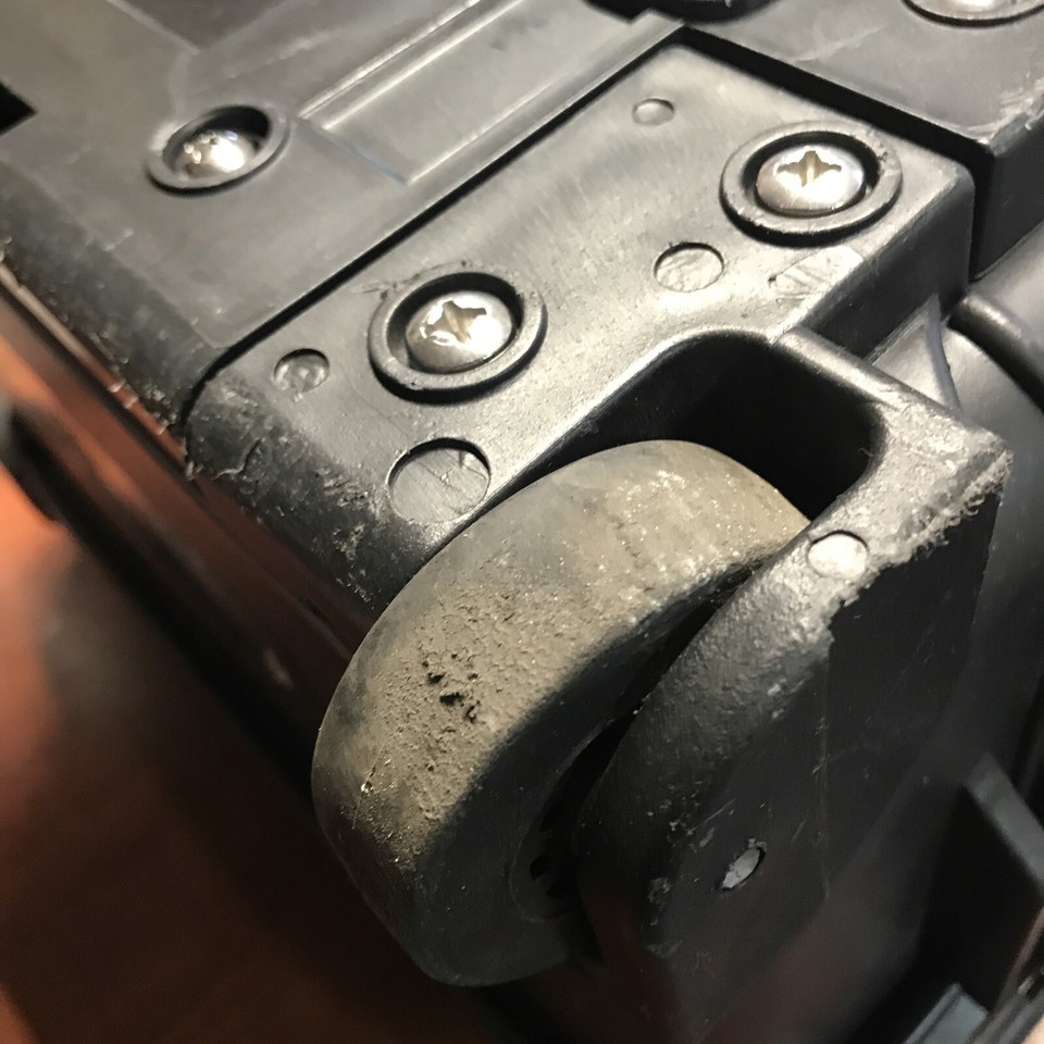 Use Apache 5800 Weatherproof Rolling Carry-On Case +Foam Ip65 Rated ...