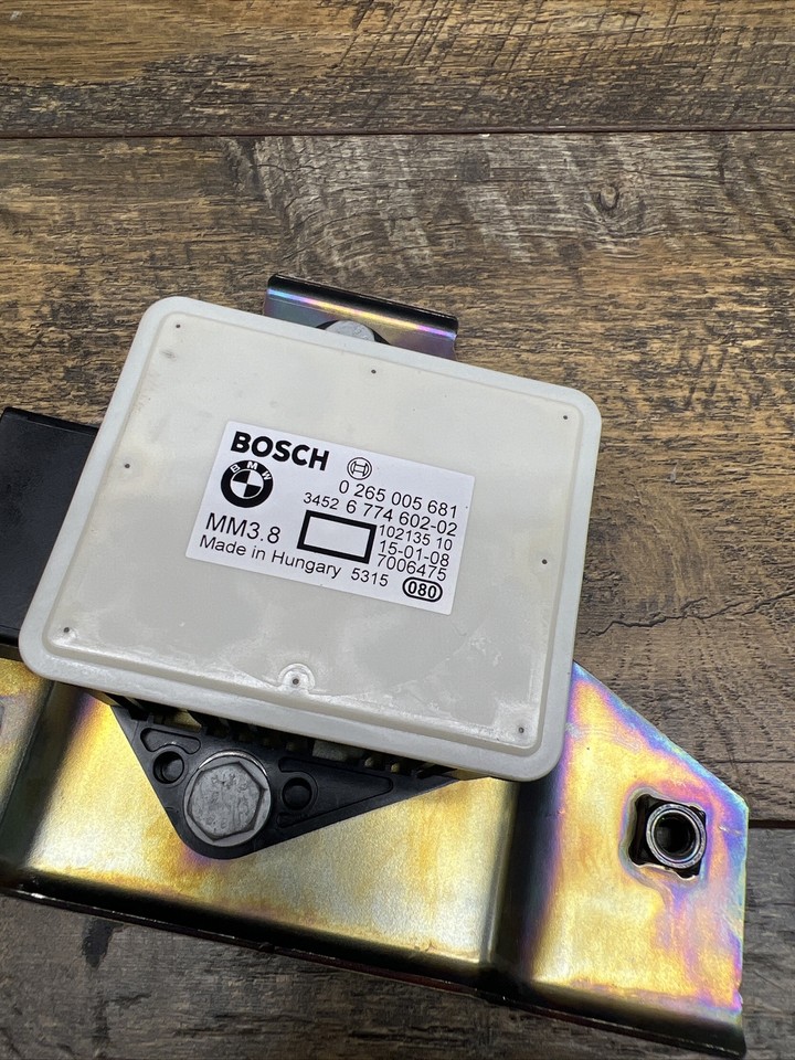 Speed Sensor YAW Rate Module OEM BMW E60 E61 E70 E71 E90 E91 E92 BOSCH ...