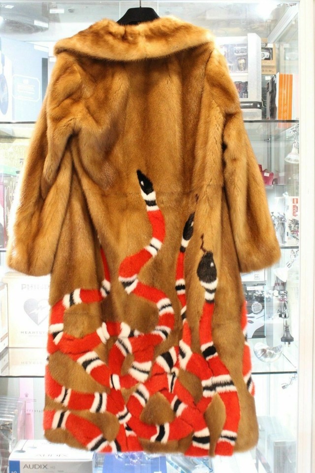 GUCCI Kingsnake Intarsia Mink Fur Coat Size 42 - RRP $43000 - New W Tag ...