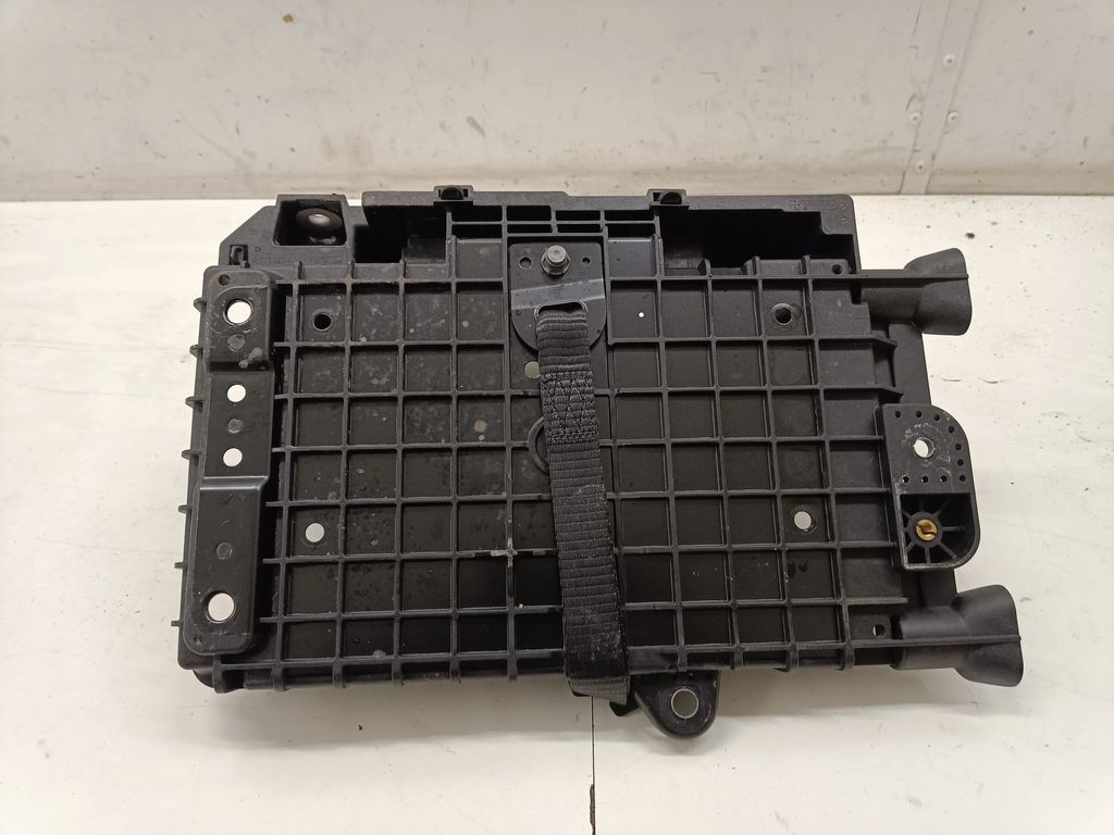 Mercedes-Benz GLA H247 2023 Batteriekasten A1776204201 NAR93670 | eBay