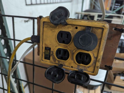 Yellow Jacket 2516 Outdoor 125V 1875W 14/3 GFCI Plug 4-Outlet Power ...