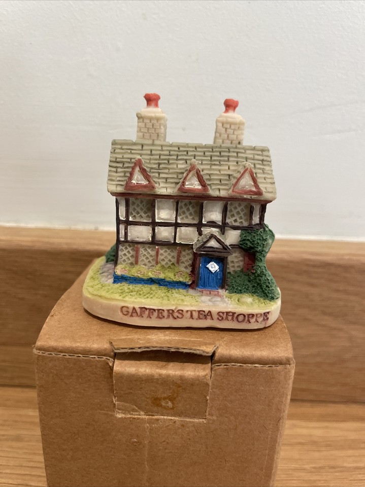 Gaffers Tea Shoppe Lyons Tetley Ltd 1995. Collectable In Original Box ...