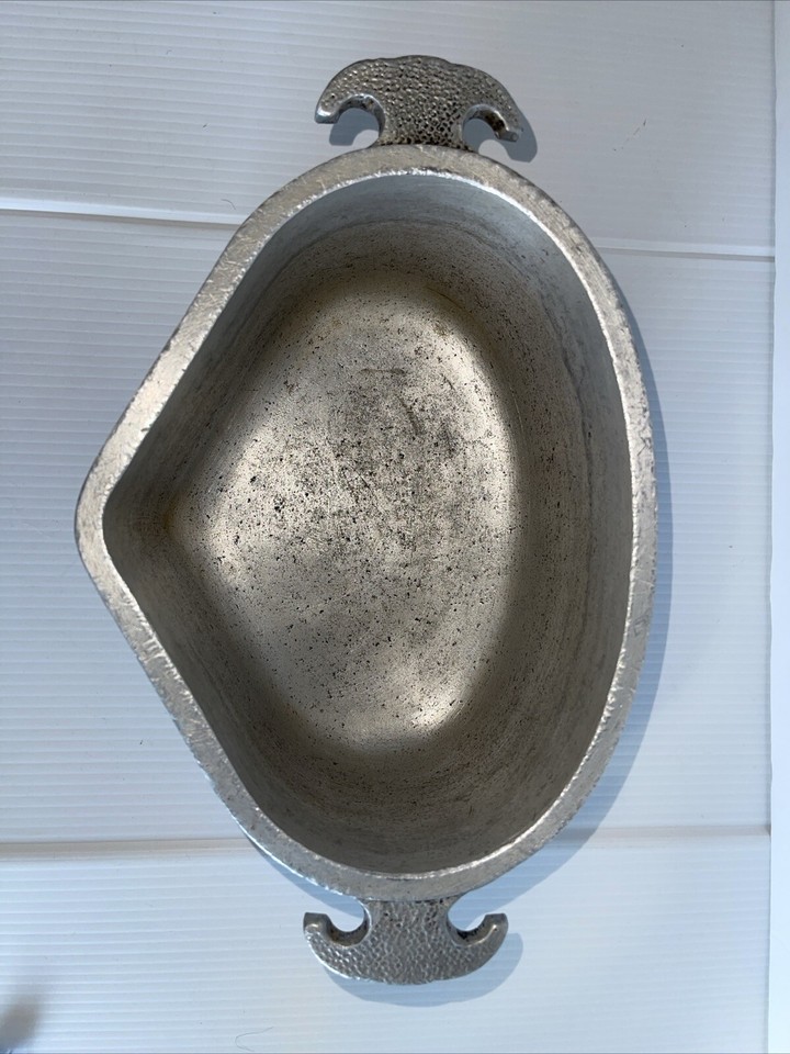Vintage Guardian Service Cast Aluminum Hammered Pot Cookware Triangle ...
