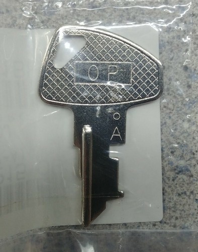 SHARP CASH REGISTER Replacment OPERATOR KEY, PN# LKGIM7111BHZZ ...