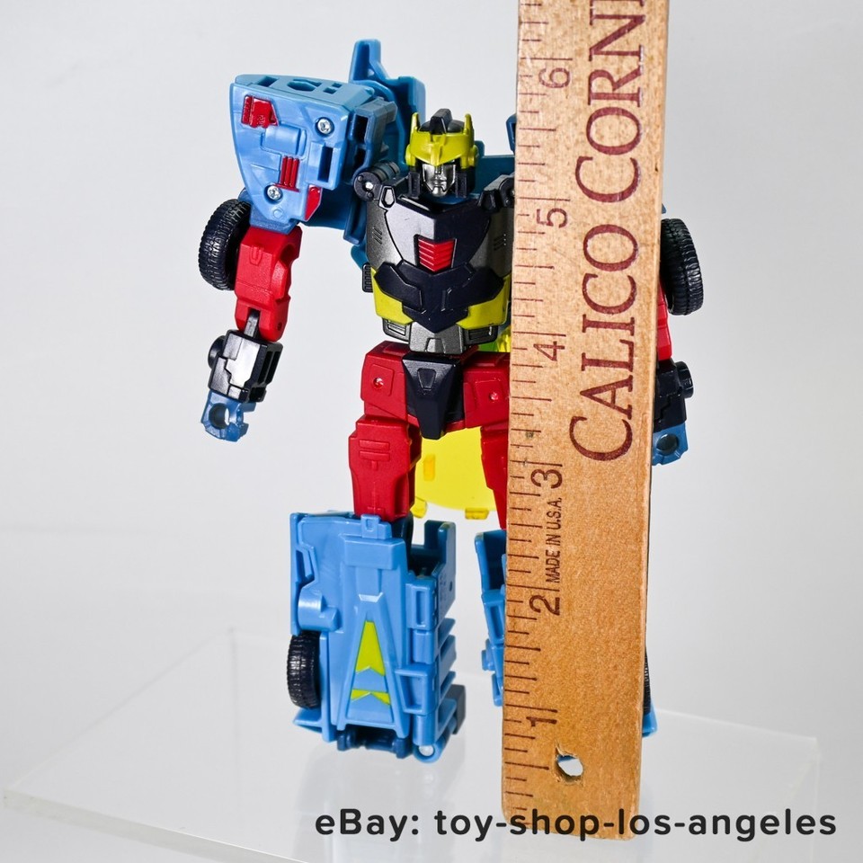 TRANSFORMERS Legacy United Cybertron Universe HOT SHOT Deluxe Class ...