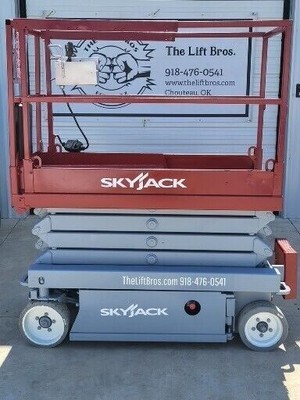 PRESELL Skyjack SJIII 3219 19 ft. Scissor Lift Electric Aerial Manlift ...