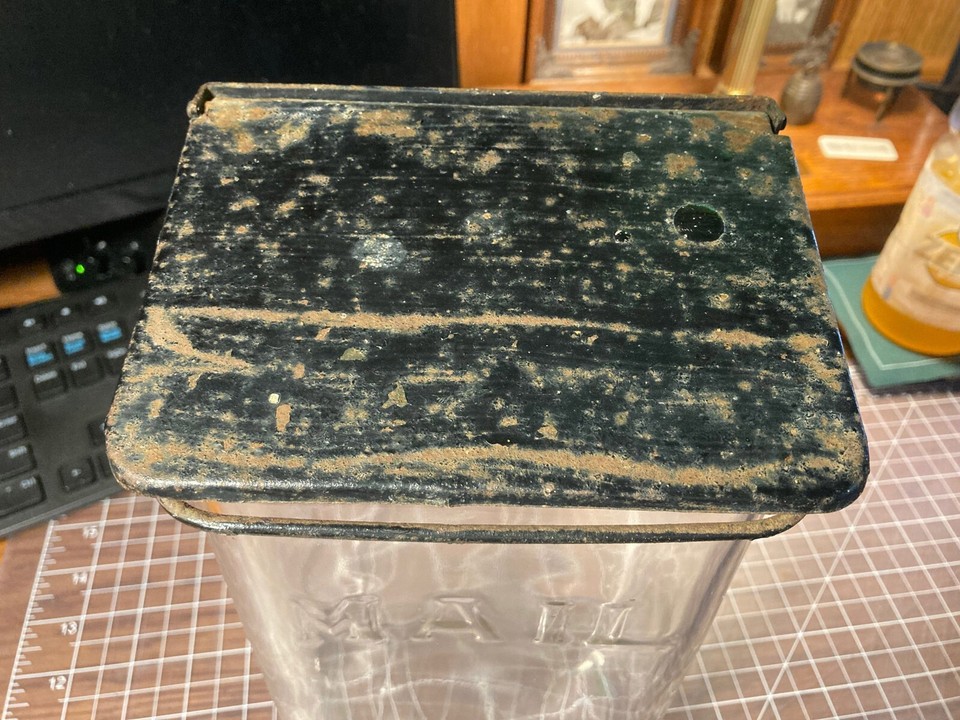 NICE! ANTIQUE EARLY 1900's GLASS MAILBOX EMBOSSED WITH (MAIL) WITH ...