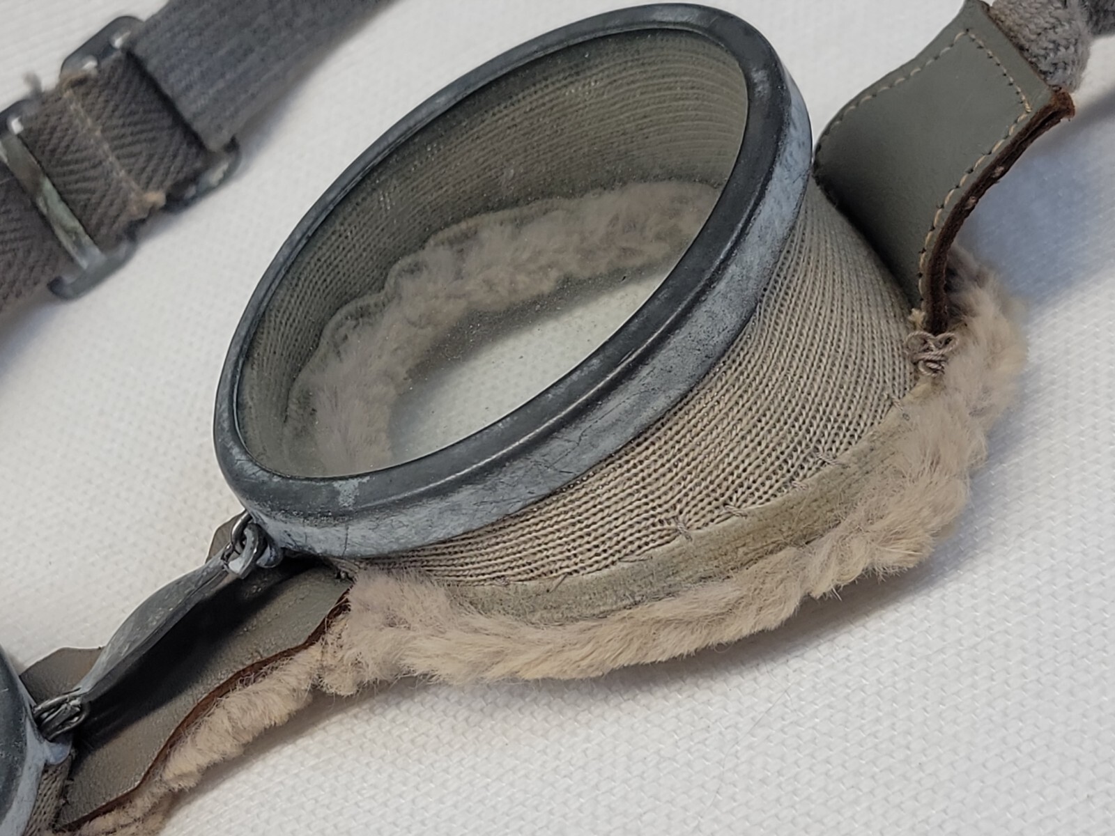 Vintage WW2 British Dust Goggles - Gem