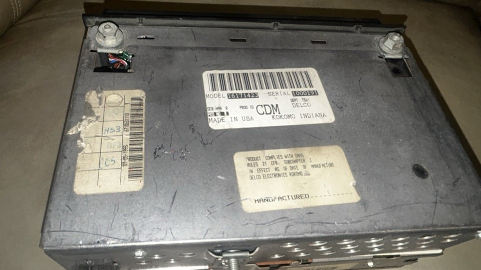 OEM Chevrolet Olds CD player Radio Headunit Delco-Loc II 2 stereo ...