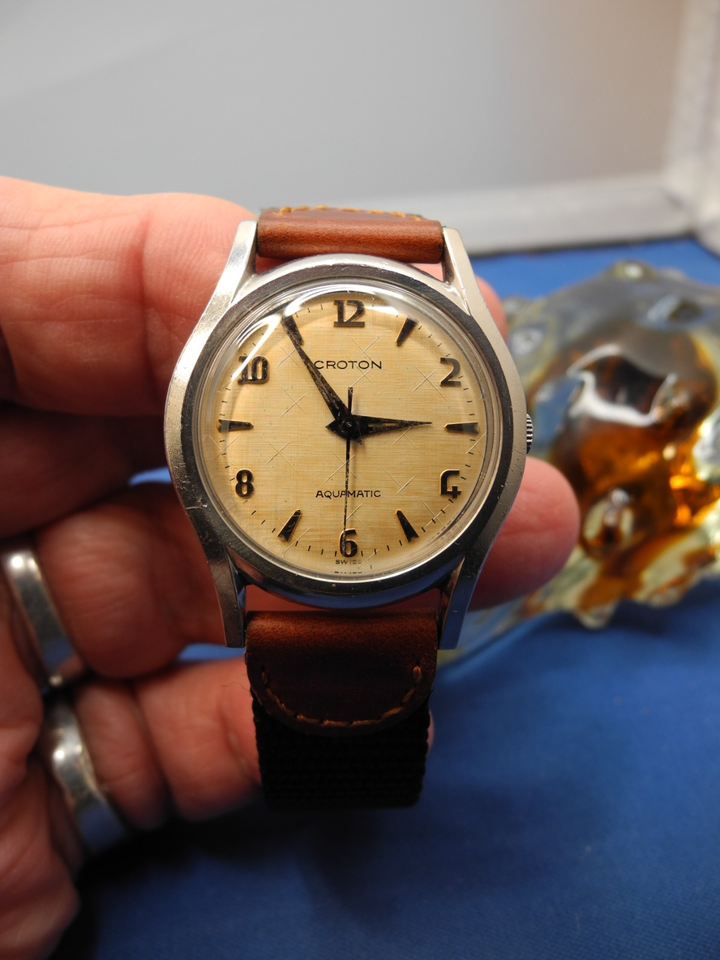 Vintage Croton `17J3E3TE,CROSS HATCH DIAL, Aquamatic Autowind Wrist ...