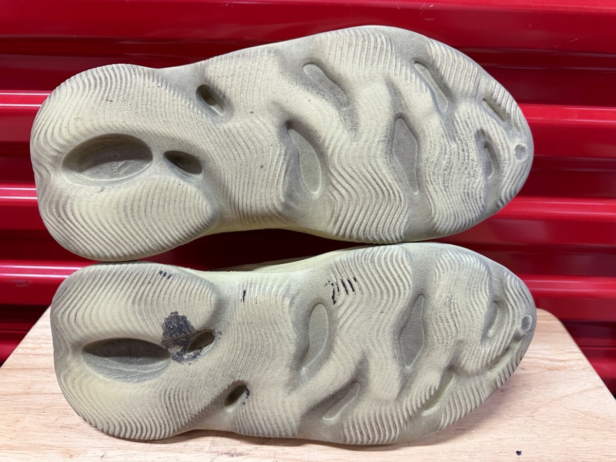 Adidas Yeezy Foam Runner Sulfur GV6775 Used Men's Sz 13 | eBay Adidas Yeezy Foam Runner Sulfur GV6775 Used Men's Sz 13 | eBay