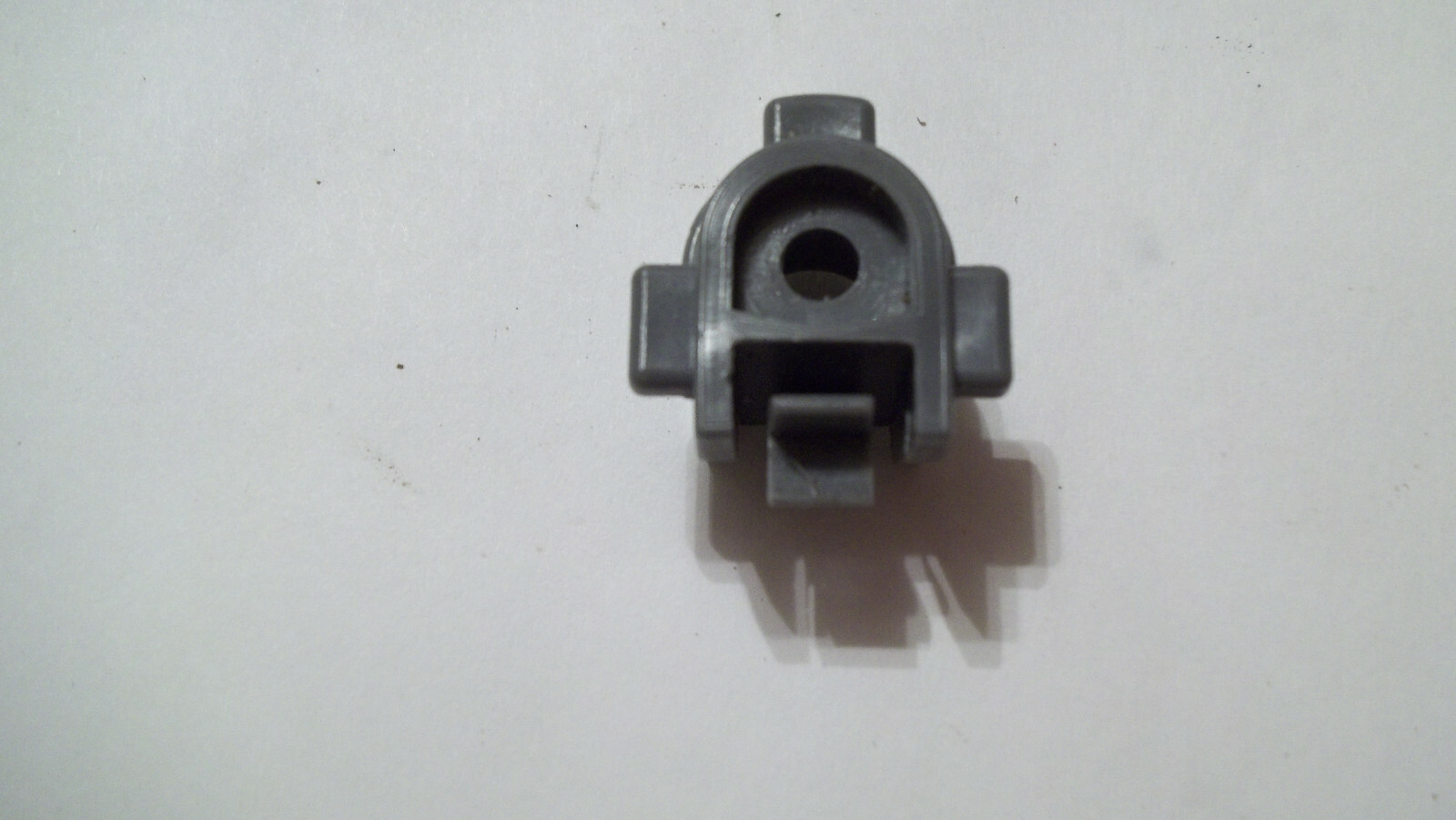 Frigidaire Dishwasher Model FPHD2491KF0 Sump Assembly 5304475641 Clip ...