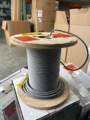 Southwire 500 ft. Gray 24/4 Solid CU CAT5e CMR (Riser) Data Cable | eBay