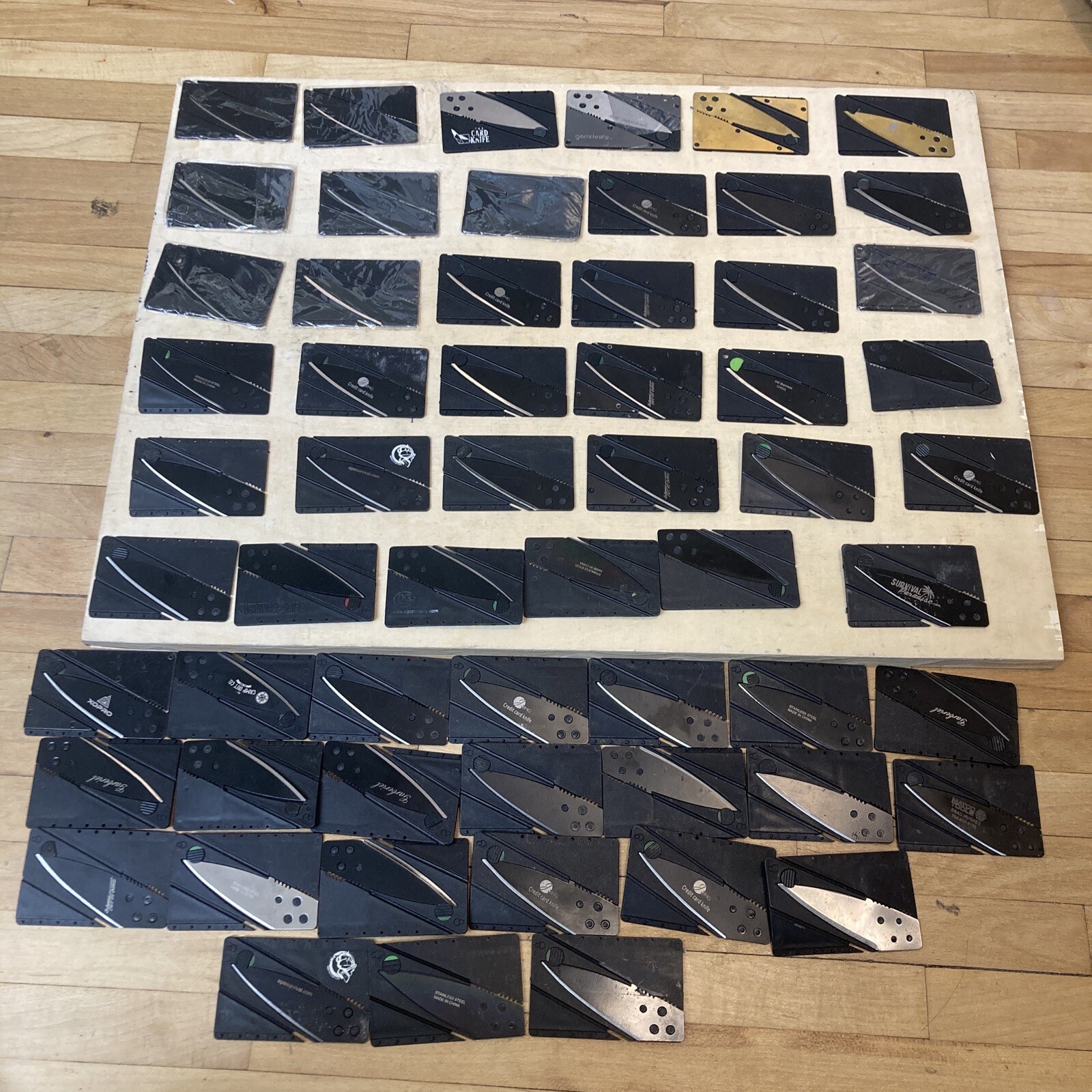 59 USED TSA Confiscated Wallet Defense Cards/EDC Knives/Credit Card ...