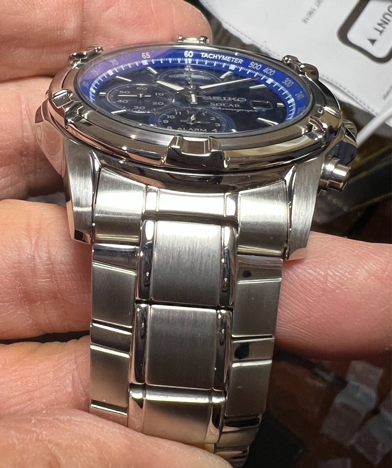 Seiko Solar Blue Men's Watch - SSC141 29665165527| eBay