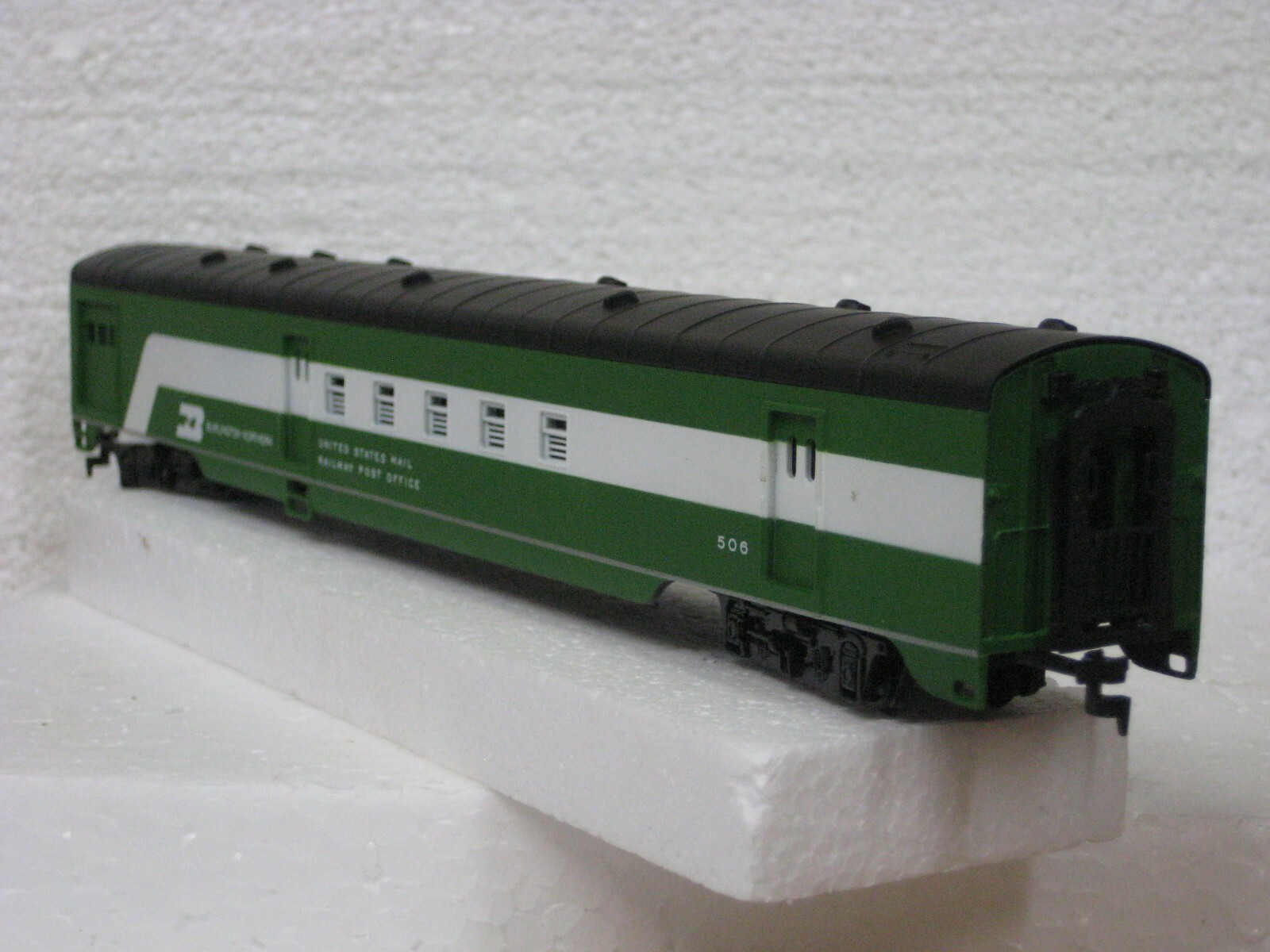 HO IHC SS BURLINGTON NORTHERN RPO CAR SMOOTH SIDE 48035 *Discounted* | eBay