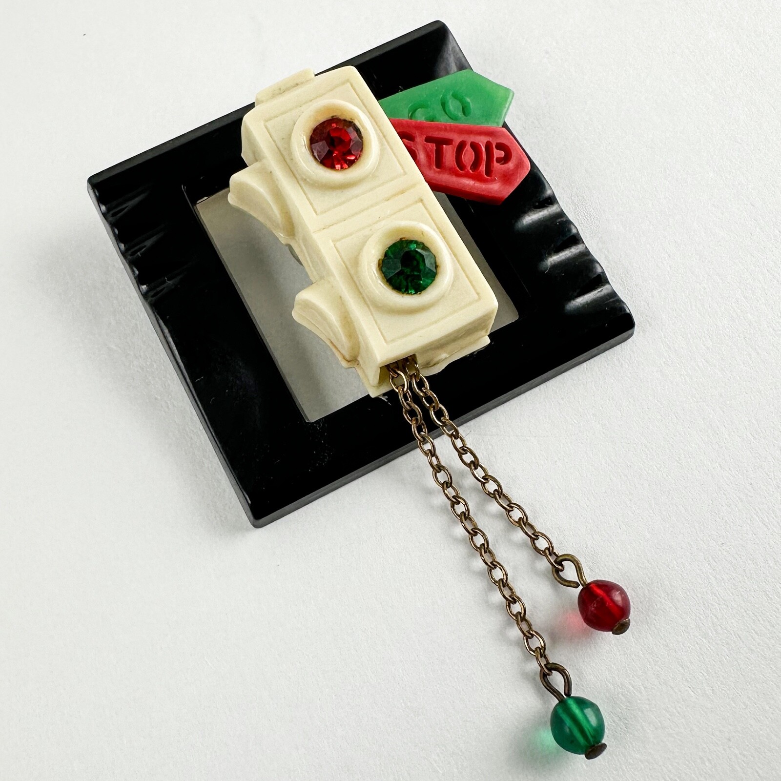 Vintage Traffic Light Celluloid Mechanical Rhinestone Stop / Go Light ...