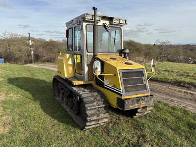 Morooka MK 70 Tracked Tractor For Post Knocker, Umbilical Cord Slurry ...