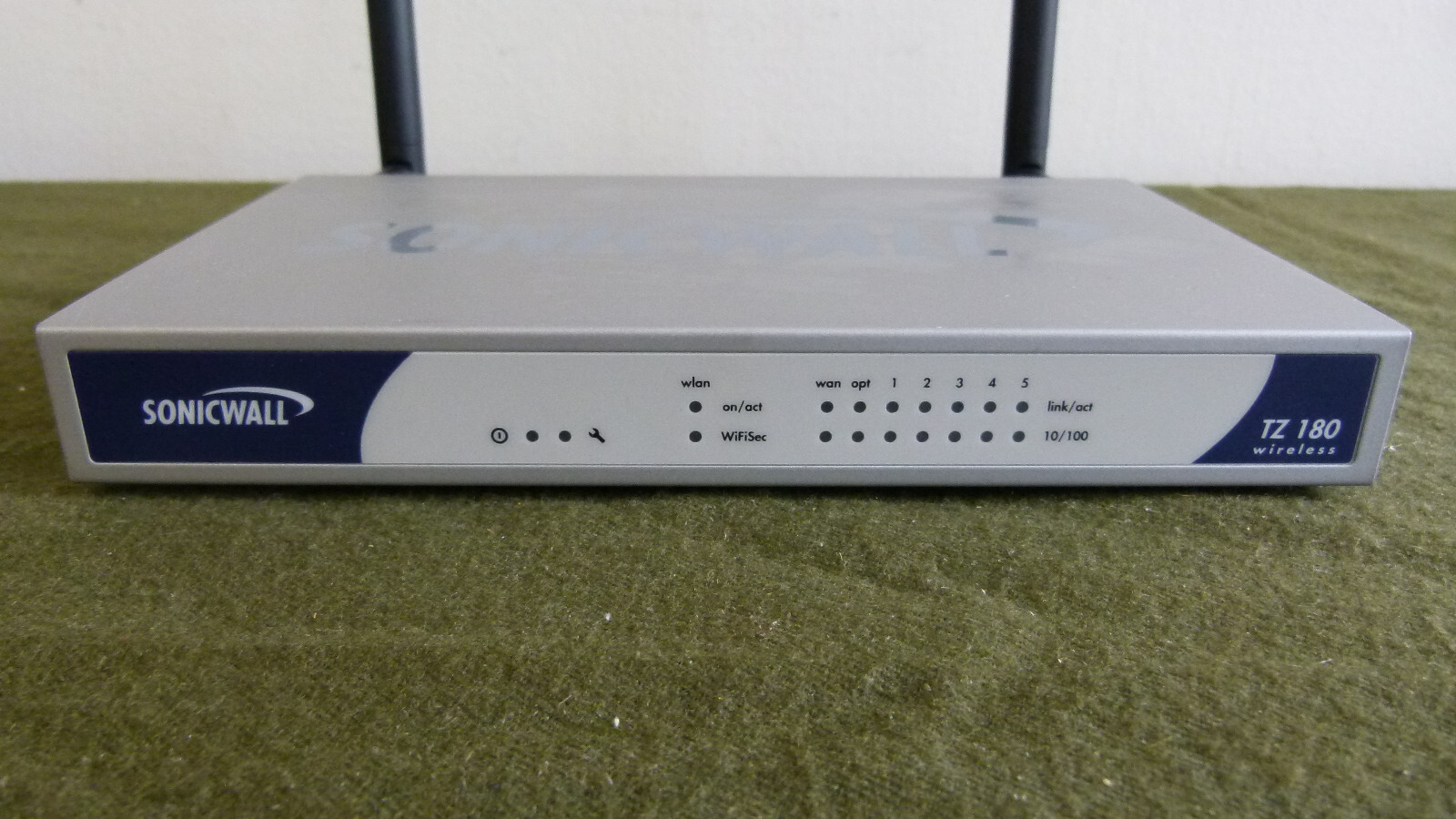 Sonicwall TZ 180 Wireless VPN Firewall Security Router Model APL17-049 ...