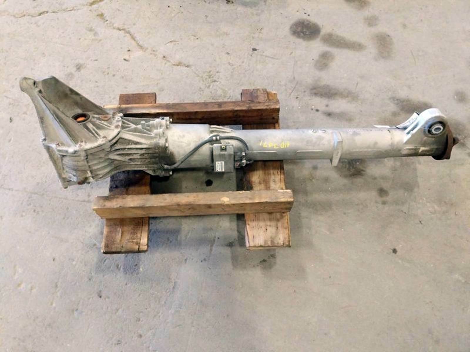 2007-2017 GMC Acadia Rear Axle Differential Carrier Assembly With ...