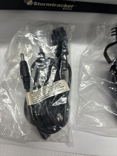 Vector Stormtracker Elite WC300DSV TV Lantern AM FM Weather Alert Radio ...