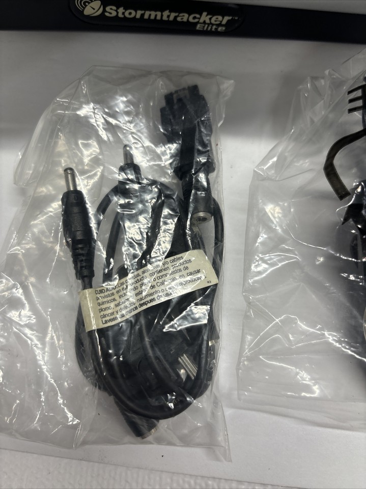 Vector Stormtracker Elite WC300DSV TV Lantern AM FM Weather Alert Radio ...