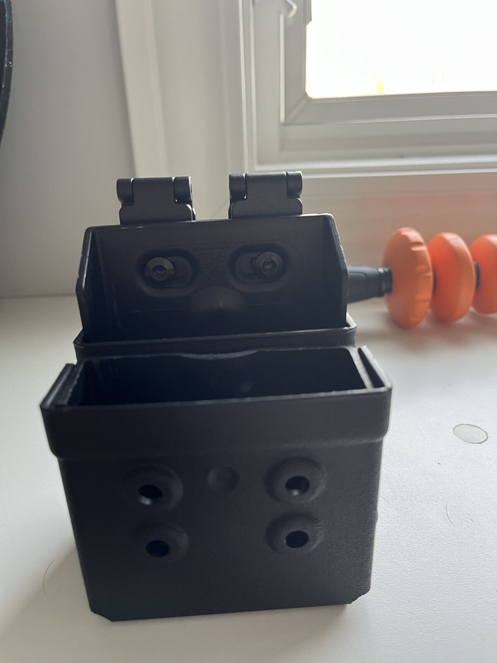 Zero 9 Handcuff Case | eBay