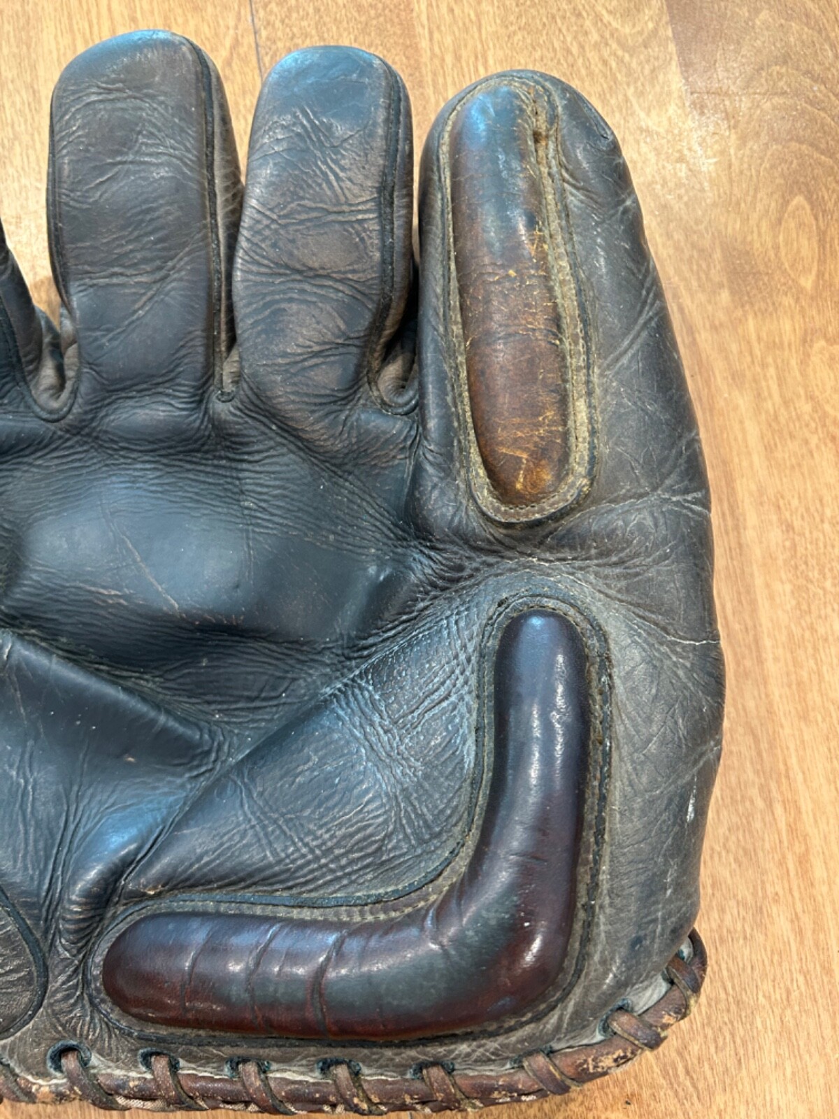 RARE VTG GEO REACH CO 4 FINGER BASEBALL GLOVE + RARE WILSON PADDED PALM ...