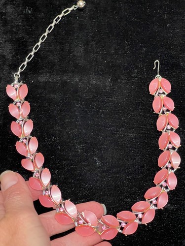 PAKULA Vintage pink rhinestone thermoplastic moonglow necklace jewelry ...