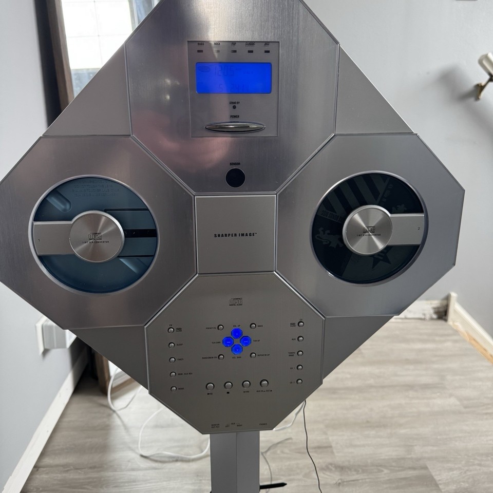 Sharper Image SO227 Modern Design Compact Disc Digital Audio System w ...