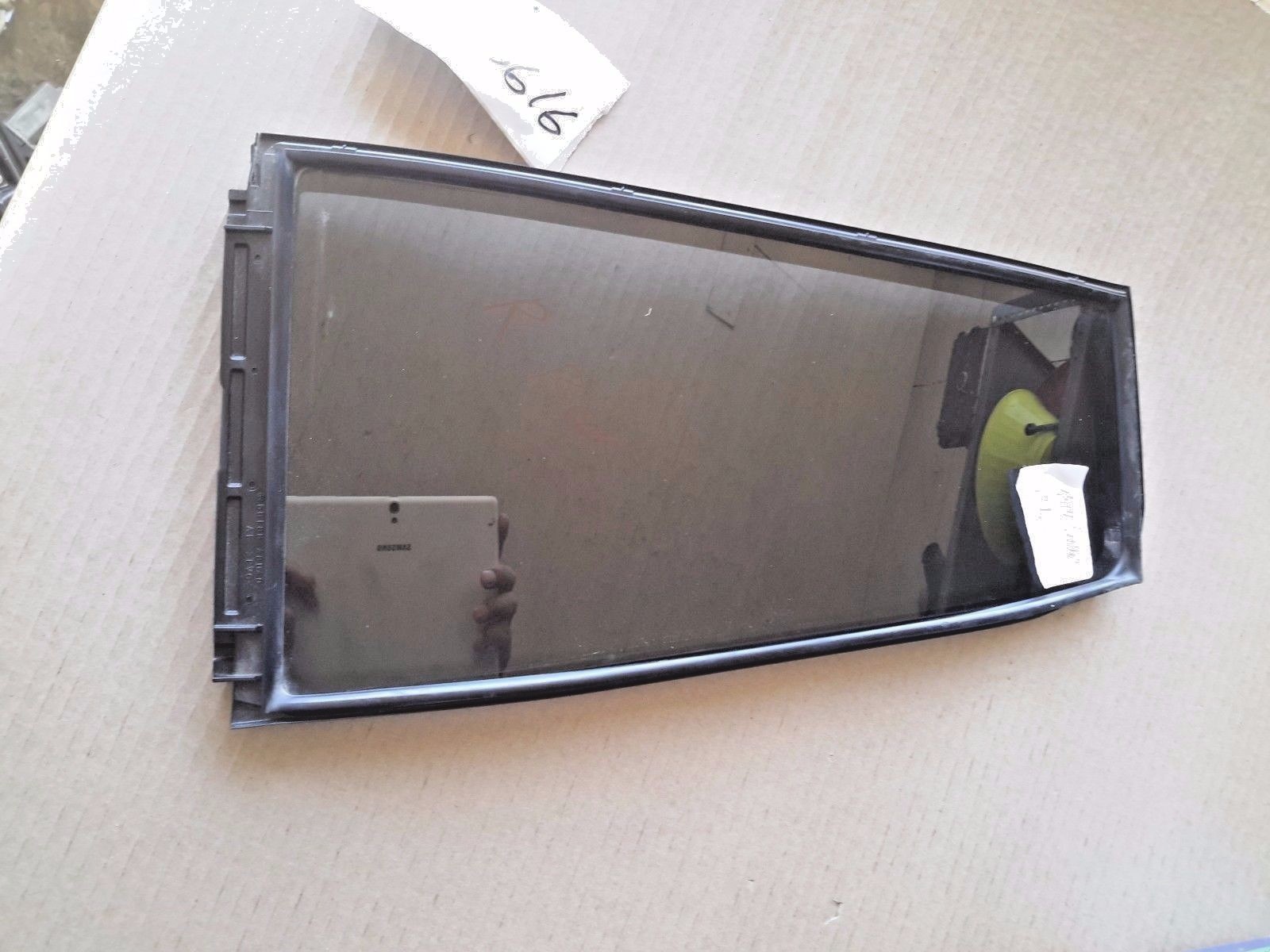 2008-2012 Toyota Highlander Right Rear Passenger Door Vent Glass OEM | eBay