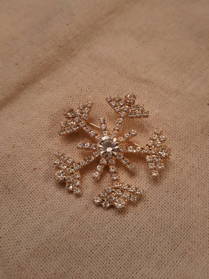 Gold Toned Rhinestone Snowflake Brooch Pin | eBay